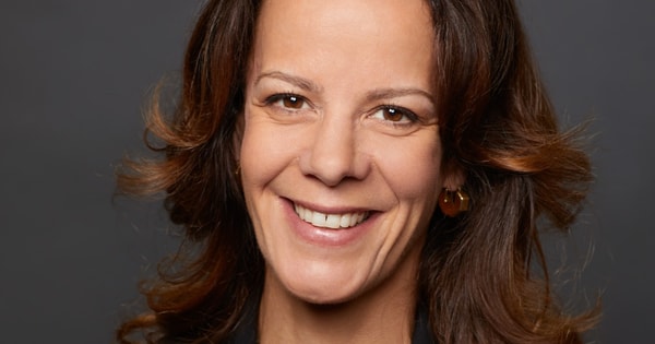 Personnalité de la semaine: Evelyne Morrisseau (TV5, Unis TV et Épilogue) | Grenier aux nouvelles