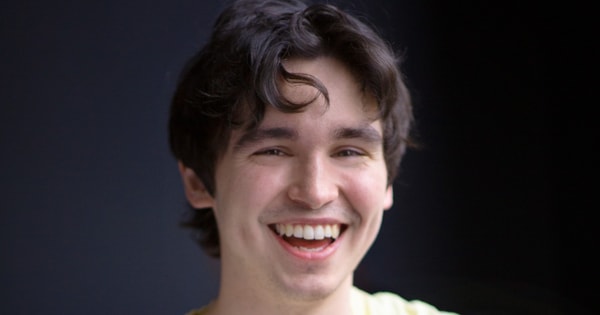 De roi des mèmes à concepteur-rédacteur chez LG2 | Grenier aux nouvelles